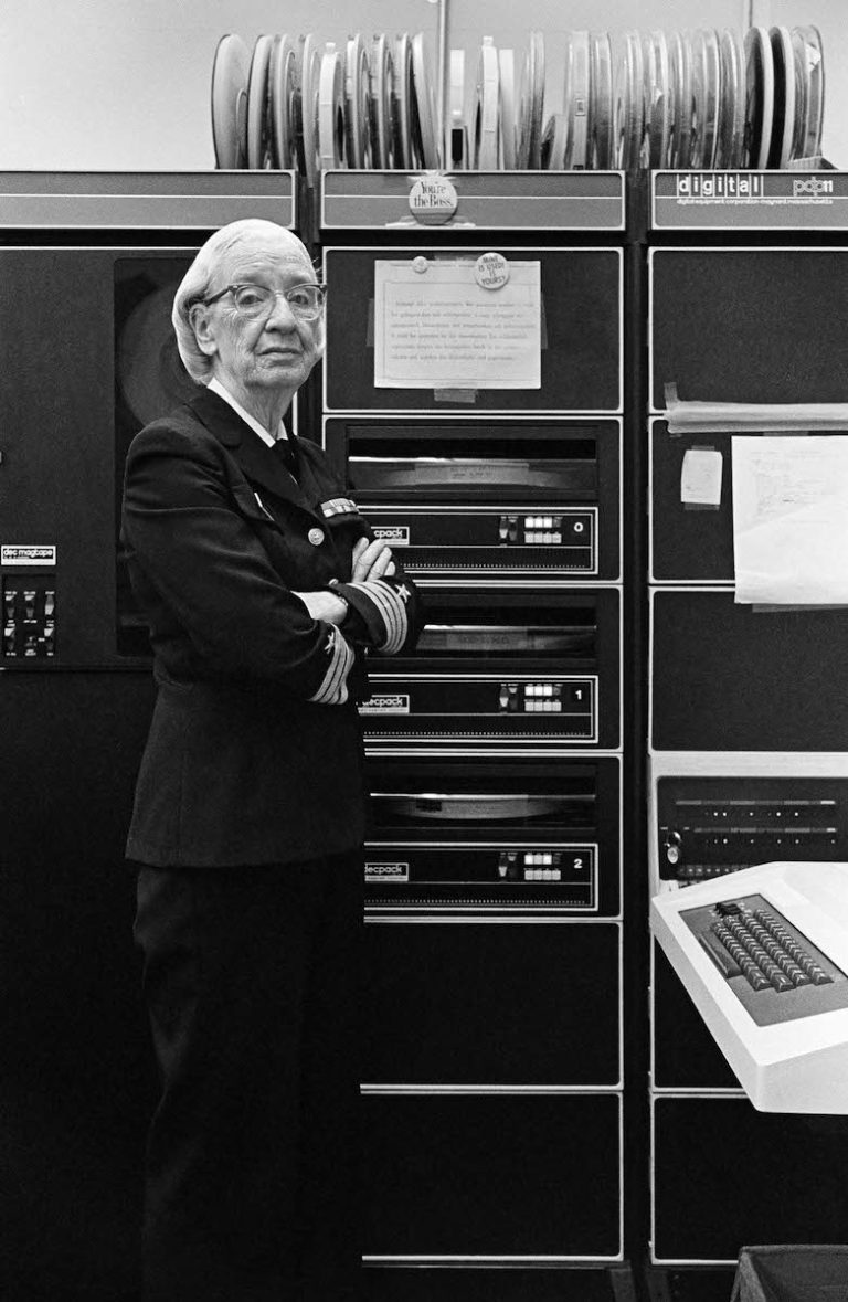 Grace Hopper (1906 – 1992) – die Großmutter von COBOL ...